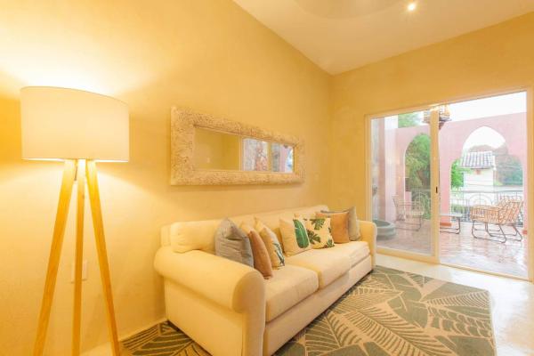 Casa Bella Rosa- Stunning Apartment In The Center Of Town - Lo de Marcos