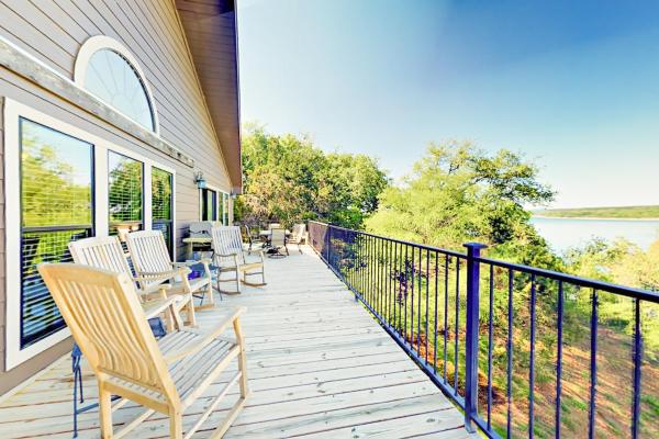 Coventry Casa - Spicewood, TX