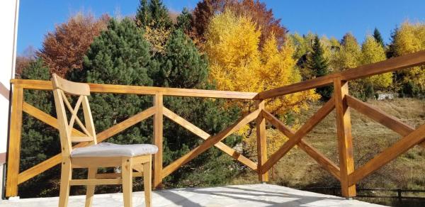 Apartman Paunovi ČArdaci Sa Garažnim Mestom - Serbia