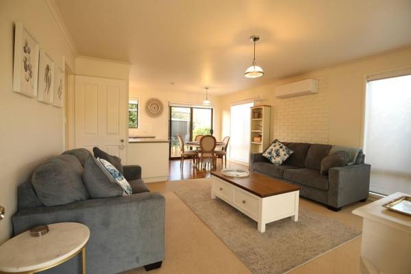 Bridgecroft Cottage - Cosy 2 Bedroom Cottage - Hobart