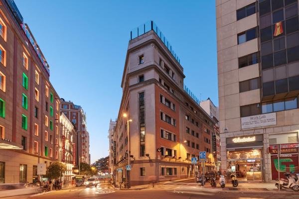 Generator - Deluxe Twin - Chueca