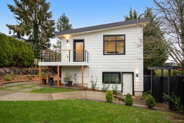 Magnolia Cottage - Seattle, WA