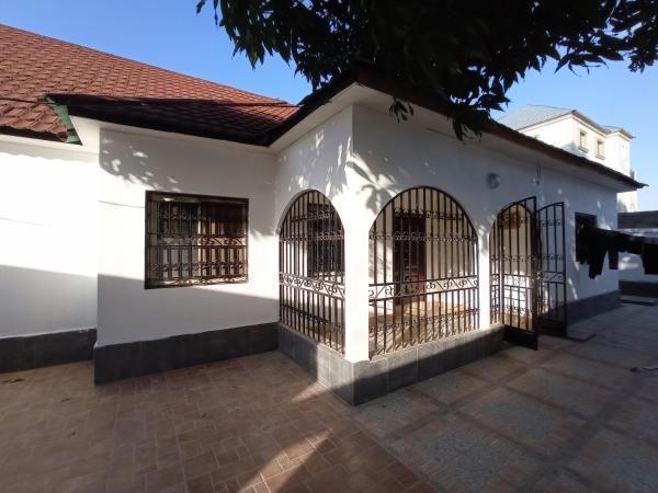 The White House No.1 - The Gambia