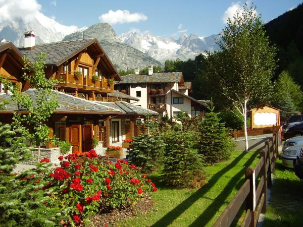 Residence Cour Maison - La Thuile