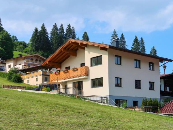 Apartment Sonnseit Living By Interhome - Tirol