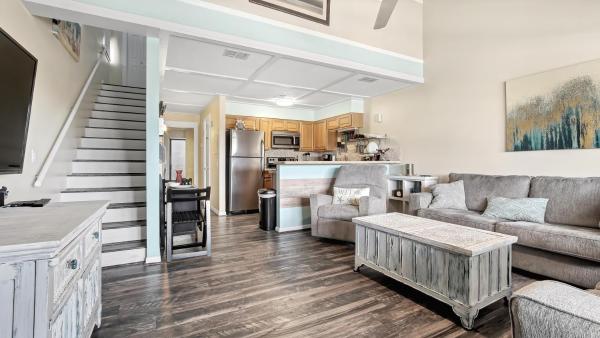 Salt Life Loft By Sand Seeker Vacations - Panama City Beach, FL