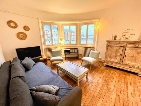 Appartement De Charme De 75m², Lumineux Et Calme - Loire-Atlantique
