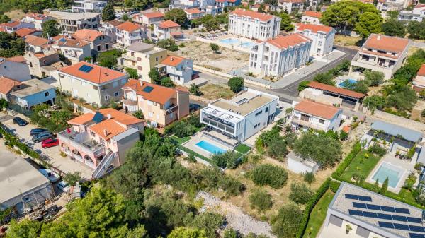 Wonderhouse Sovlja - Tisno
