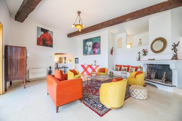 Domain U Tempu Persu Sleeps 12 With Park - Porticcio