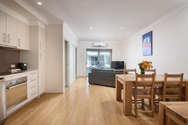 Airport Apartments By Vetroblu - Ascot