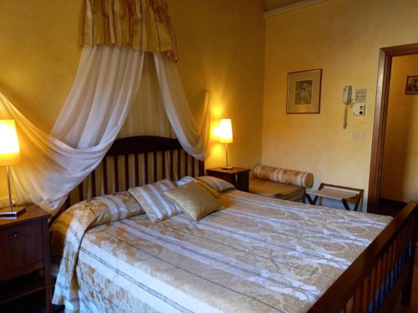 Hotel Tourist House - Florencia
