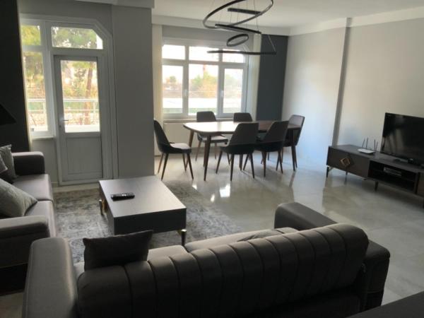Luxury Z-apart Family Homes 2 Bedrooms Wifi Near Metro Zeytinburnu Istanbul - Estambul