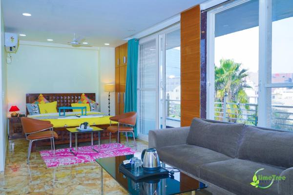 Lime Tree Hotel Near 32nd Avenue Sector 29 Gurgaon - Gurugram