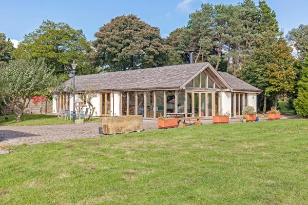 Amber Lodge - Chesterfield