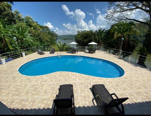 La Floresta Isla Del Sol - Tolima