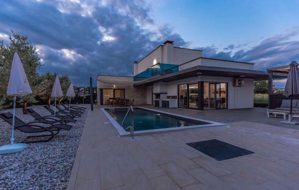 Holiday Home In Radosi Kod Visnjana - Istrien 42140 - Poreč