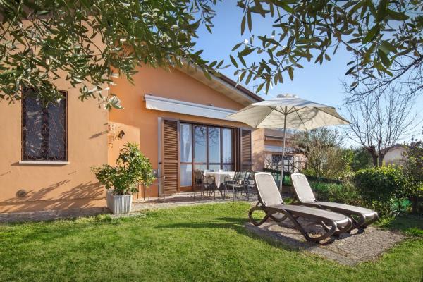 Residence Ai Vigneti With Pool - Bardolino