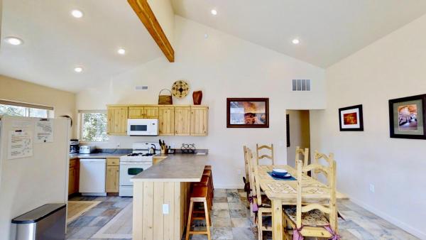 Grey Pearl #Q3 - Utah