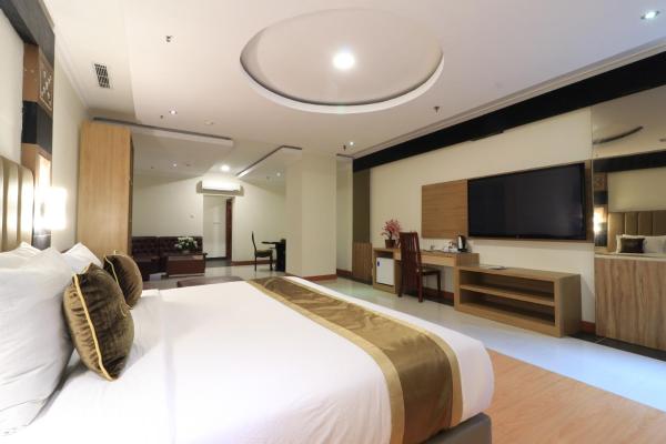 Coins Hotel Jakarta - Jakarta