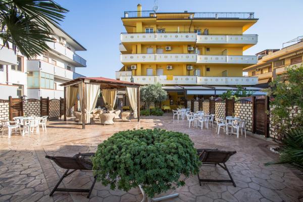 Nelson Hotel - Giulianova