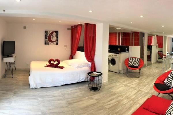 Appartement 50 M2 Dans Une Maison Privative Avec Terrasse Et Jardin Privée - Le Cannet