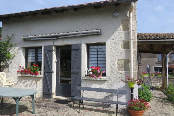 Les Souchottes, Charmante Maisonnette - Ranska