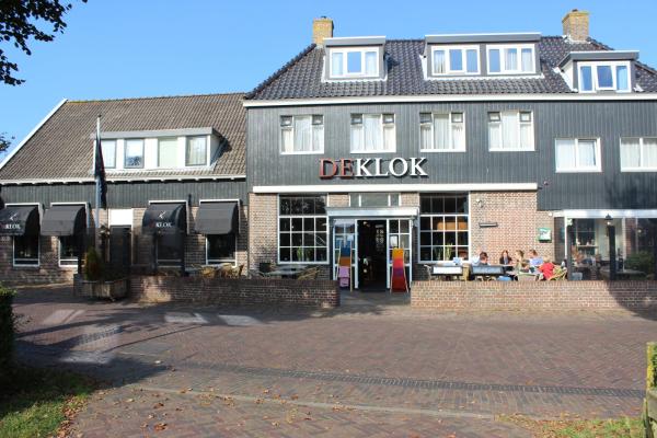 Hotel "De Klok" - Nes