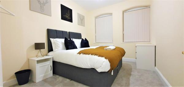 Shakespeare Views - Modern Northampton Apartment - Northampton, UK