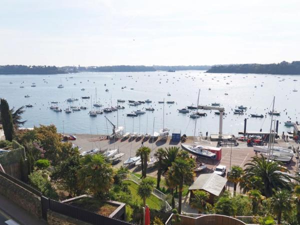 Apartment Le Beauvoir Rose By Interhome - Dinard
