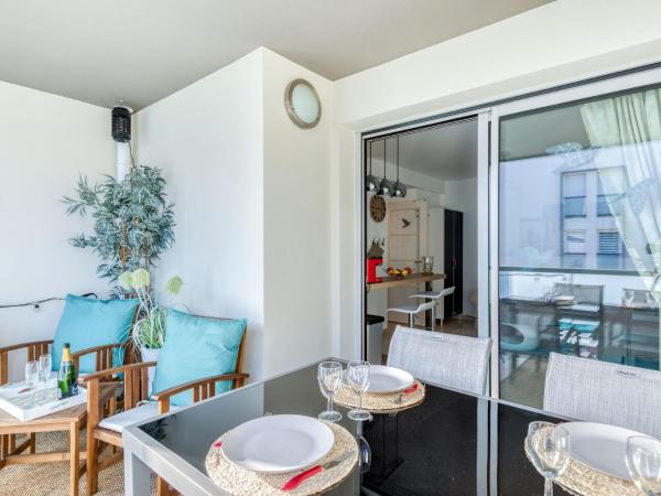 Apartment Le Newport-2 By Interhome - Fréjus