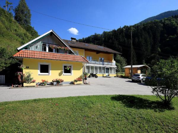 Apartment Schwarzwald 6 Og By Interhome - Carinthie