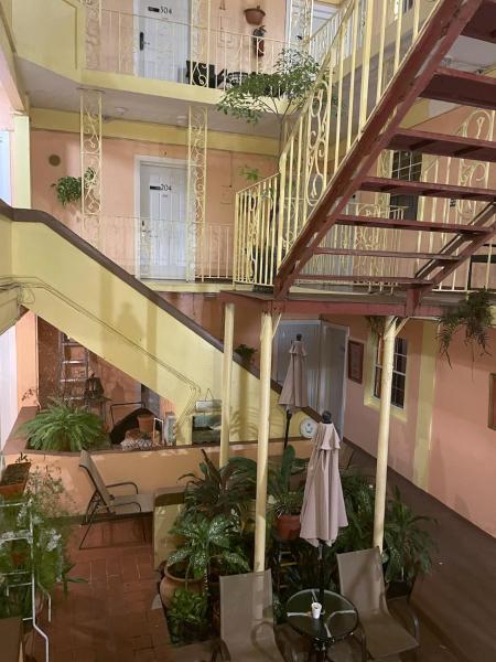 Midtown Guest House - Saint Thomas