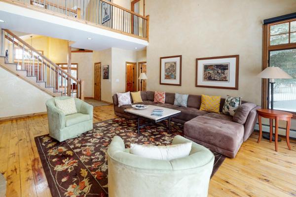 Mountain Luxury - Edwards