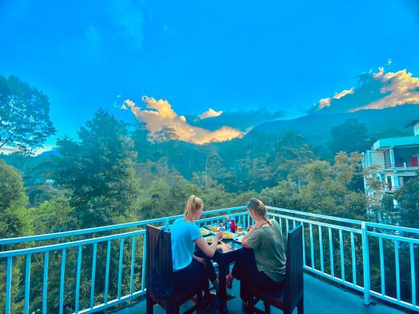 Adams Peak Inn - Sri Lanka