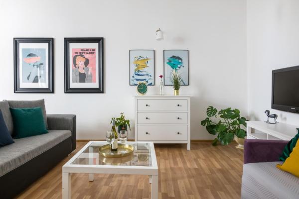 Discover Krakow Apartments - 3 Rakowicka St - Classic Apartments Near Main Station - Netflix - Krakow