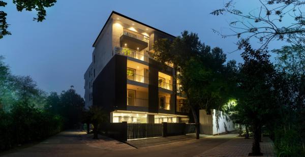 Rosastays Gurugram Golf Course - Delhi