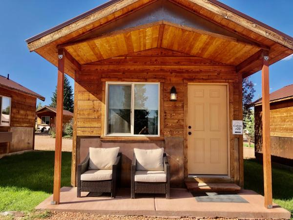 Mountain Ridge Cabins & Lodging Between Bryce And Zion National Park - Utah