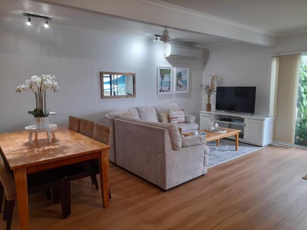 Airlie Apartments - Airlie Beach