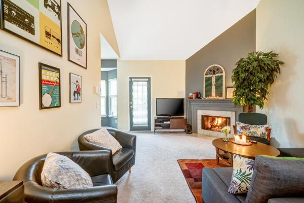 Music Escape - Percy Priest Lake, TN