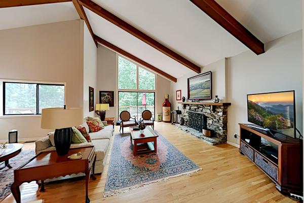 Gorgeous Little River Escape - Hendersonville, NC