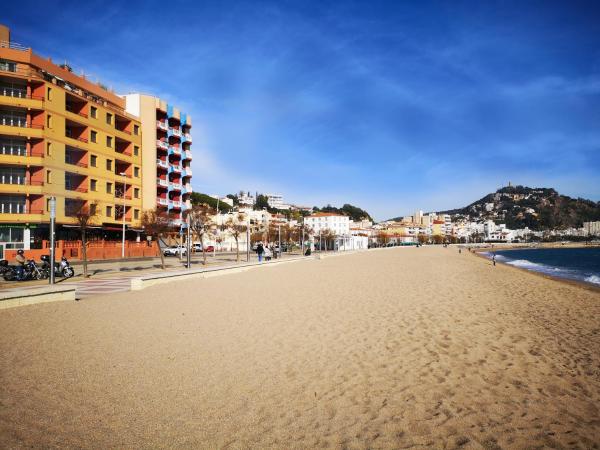 Apartamentos Elvira - Blanes
