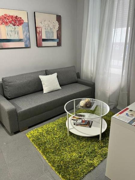 Apartamento En El Casco Antiguo Junto Alameda H. - Dos Hermanas