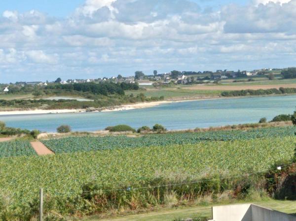 Appartement Dans Gîte Vue Mer Et Campagne - Cléder