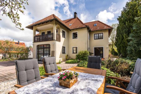 Apfelbluete Und Paradies - Gößweinstein