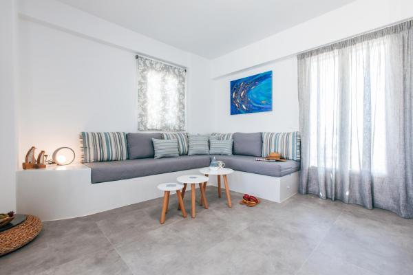 Naxosgrey11 - Naxos
