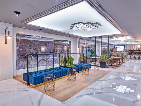 Gran Hotel Luna De Granada - Cenes de la Vega