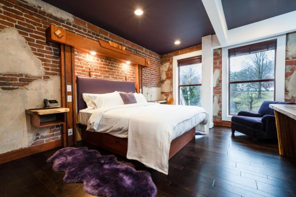 The Horton Hotel - Blowing Rock, NC