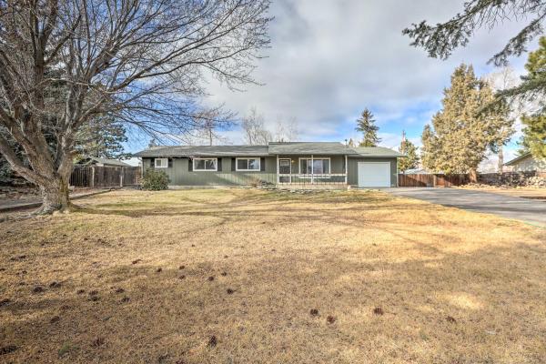 Relaxing Redmond Retreat Golf, Hike And Ski! - Redmond, OR