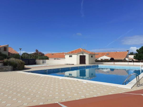 Maison Avec Piscine Commune à 800m De La Plage - Vendée