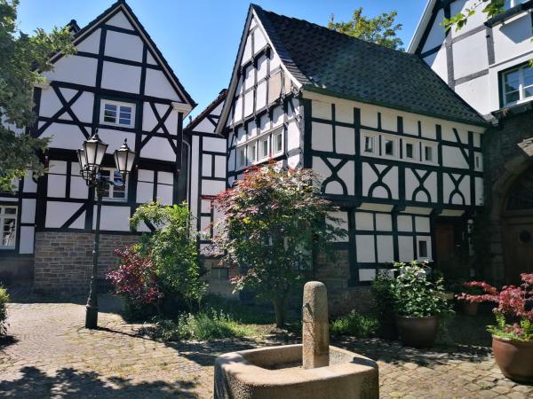 Fünf Giebel Eck In Der Freiheit Am Ruhrtalradweg - Hagen